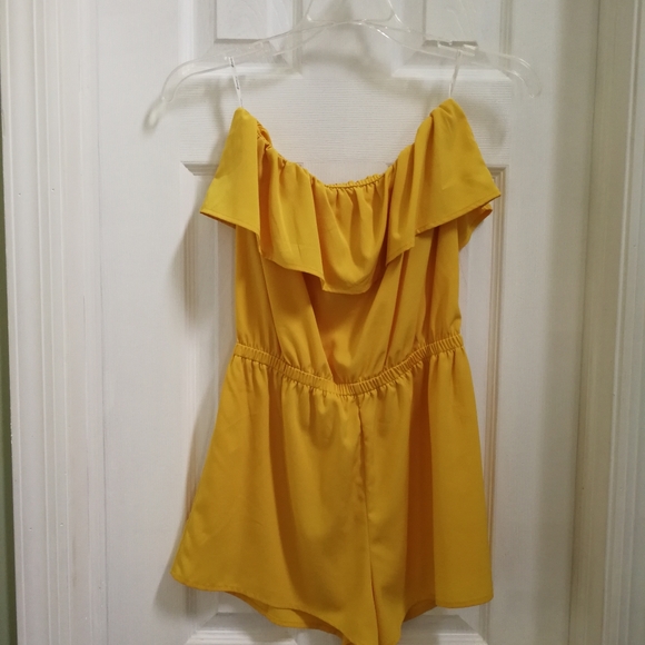 Forever 21 | Pants & Jumpsuits | Forever 2 Romper Strapless Flounced ...